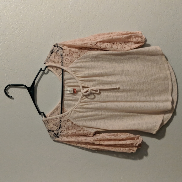No Boundaries | Tops | Small No Boundaries Pink Shirt | Poshmark